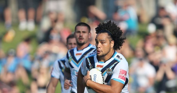 Leivaha Pulu faces the media | Titans